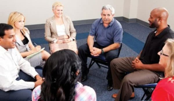 What Happens at a Caregiver Support Group Meeting? – DailyCaring