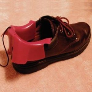 10 Simple Dressing Aids Help Seniors Stay Independent – DailyCaring